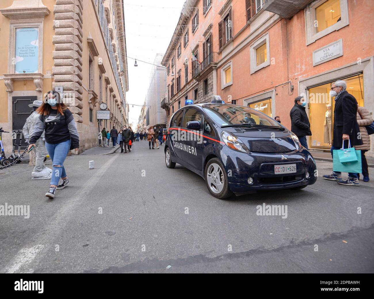 Roma via del Corso Stock Photo - Alamy