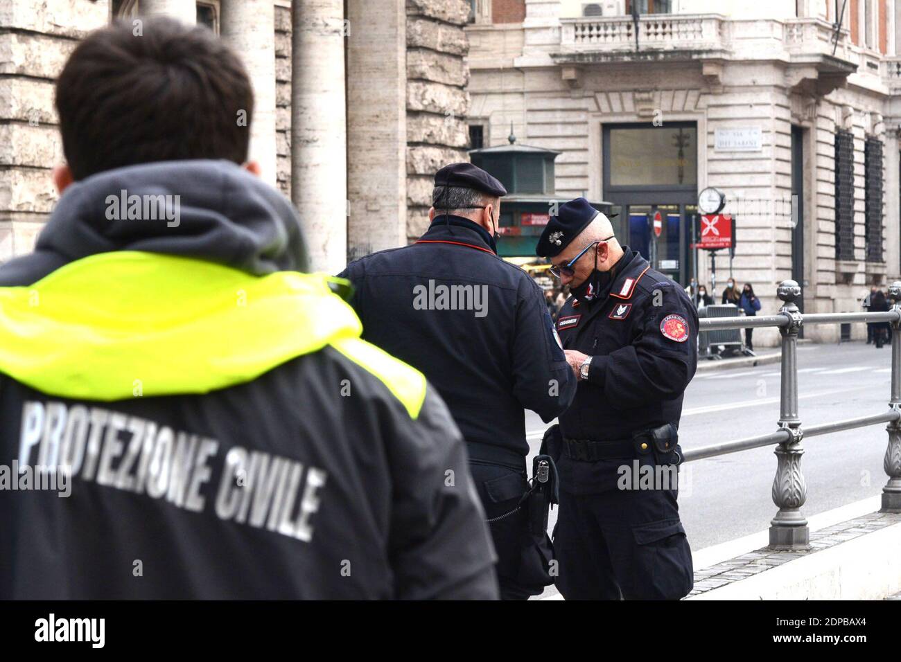 Roma via del Corso Stock Photo - Alamy