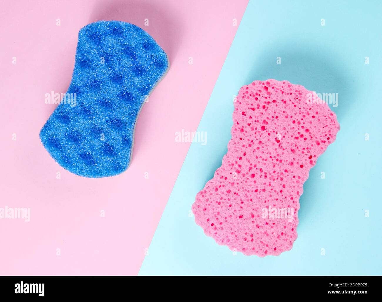 Double sided sponge hi-res stock photography and images - Alamy