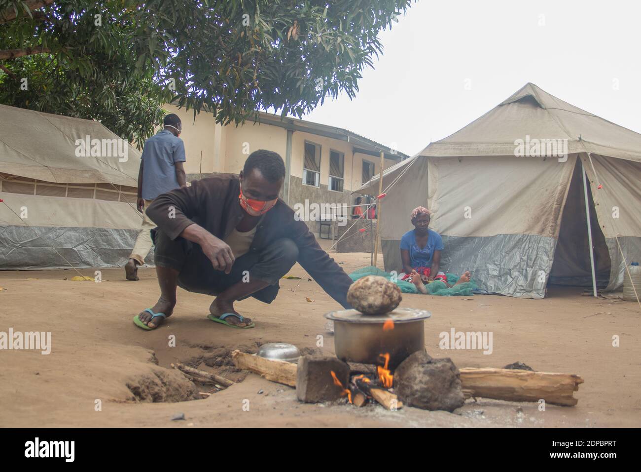 Refugee camp (IDP - Internal displaced persons) taking refuge from ...