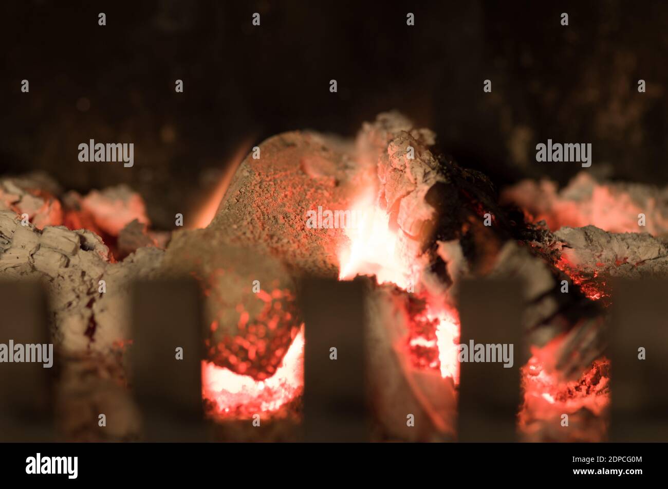 Fire embers ash on burning hi-res stock photography and images - Alamy