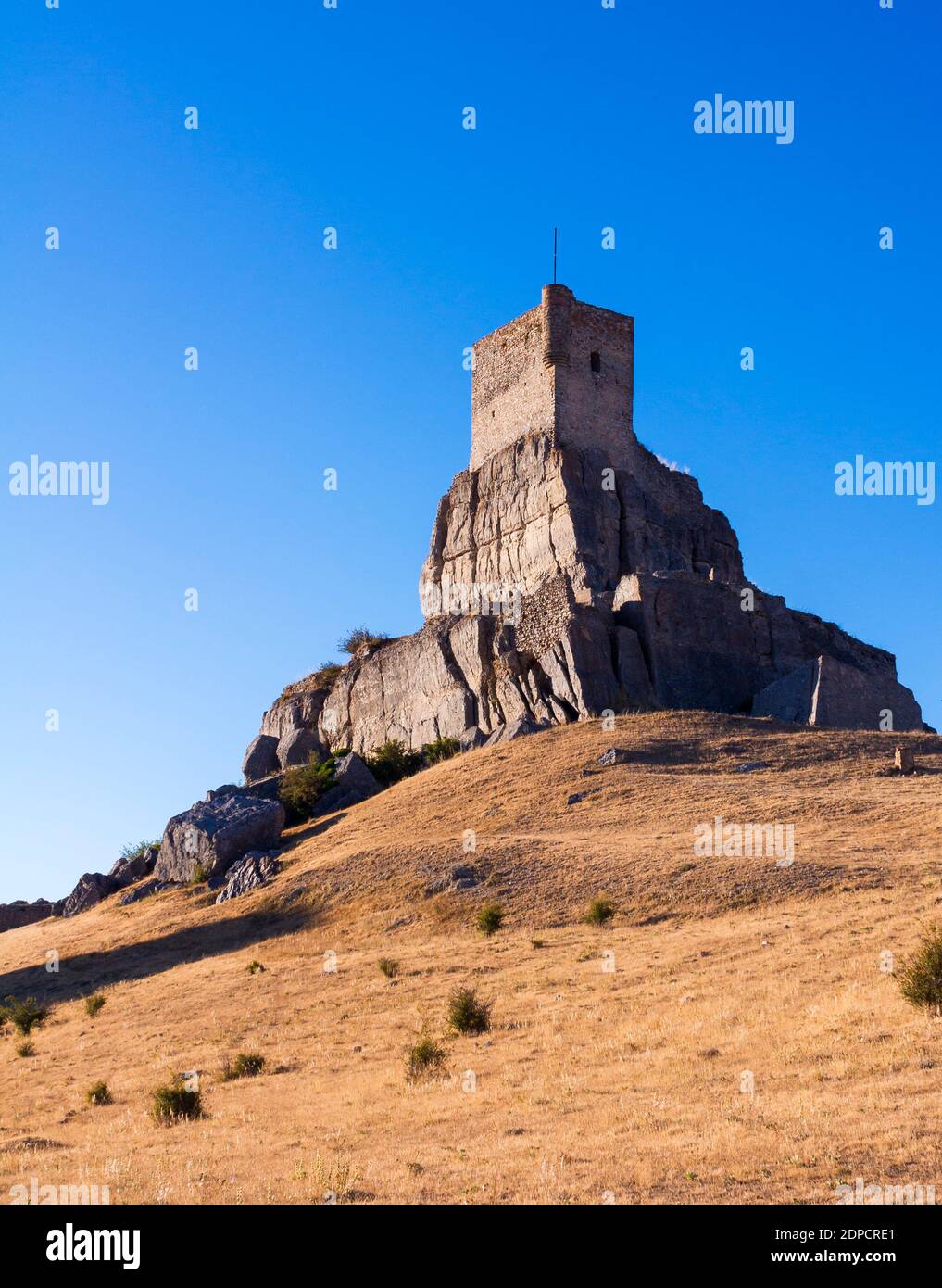 Castillo roquero de Atienza. Guadalajara. Castilla la Mancha. España ...