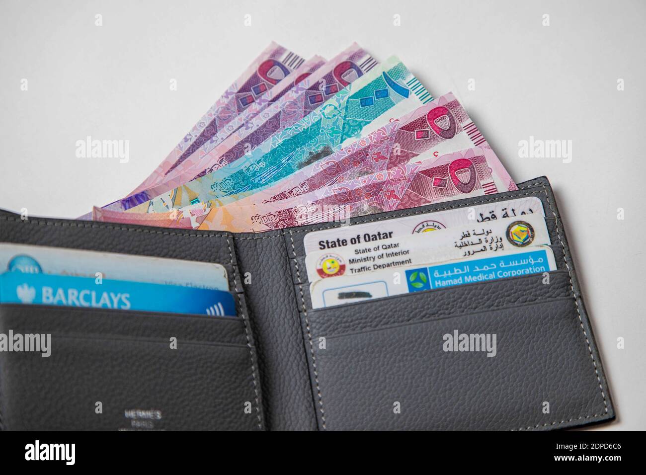 500 riyal qatari hi-res stock photography and images - Alamy
