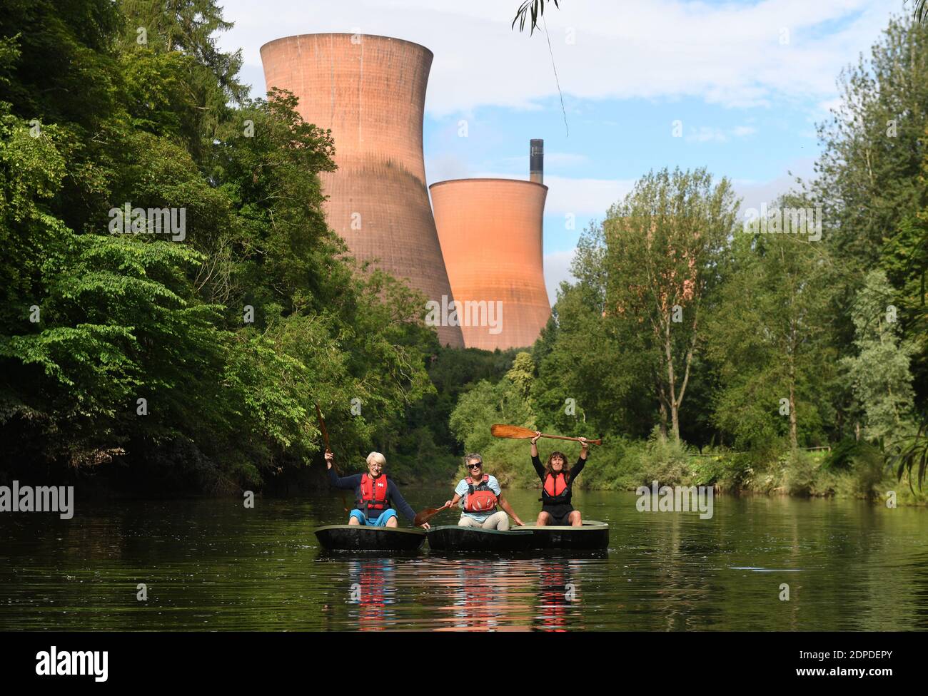 Coracle enthusiast hi-res stock photography and images - Alamy