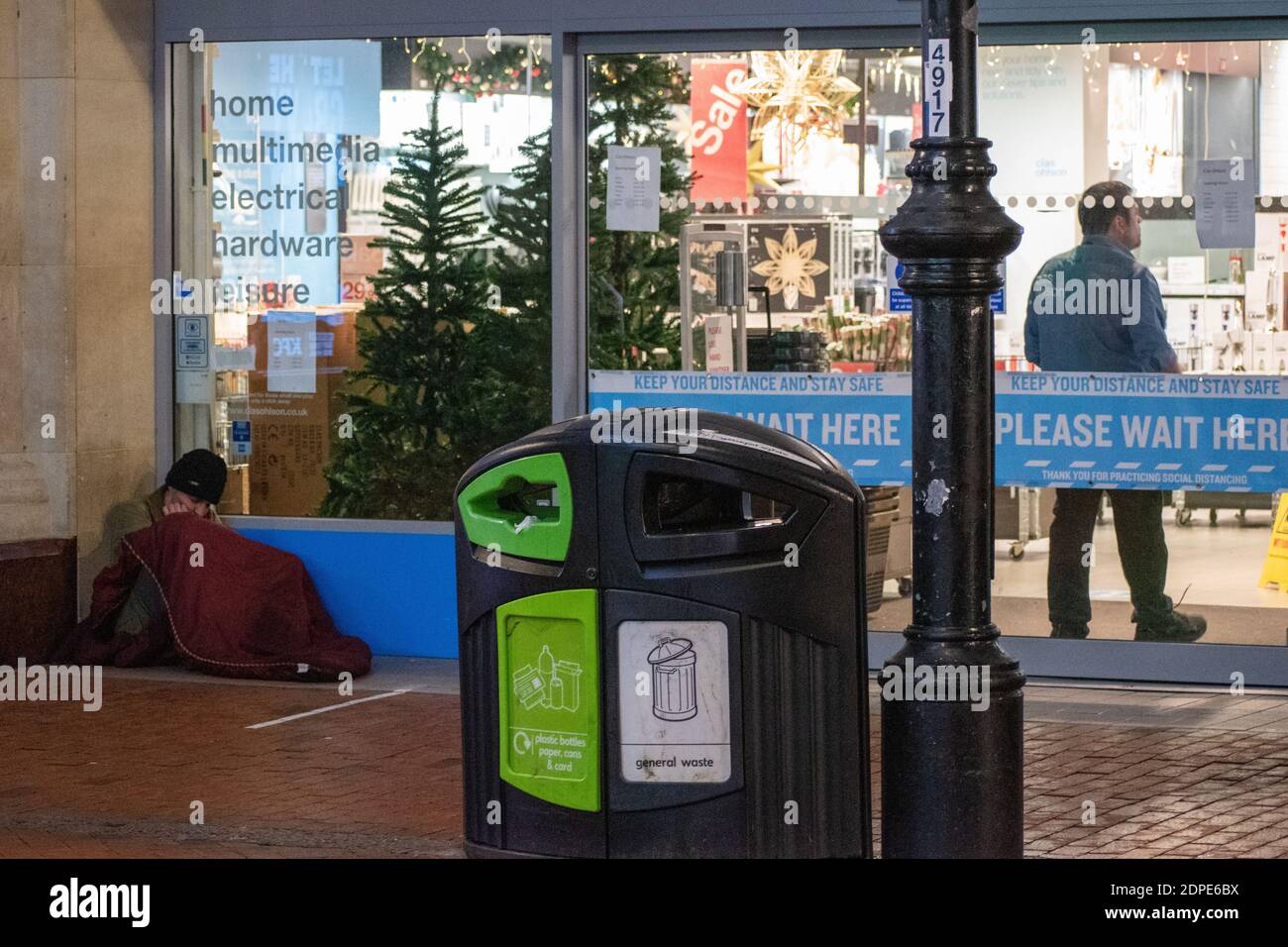Reading Berkshire Town Centre High Resolution Stock Photography and ...