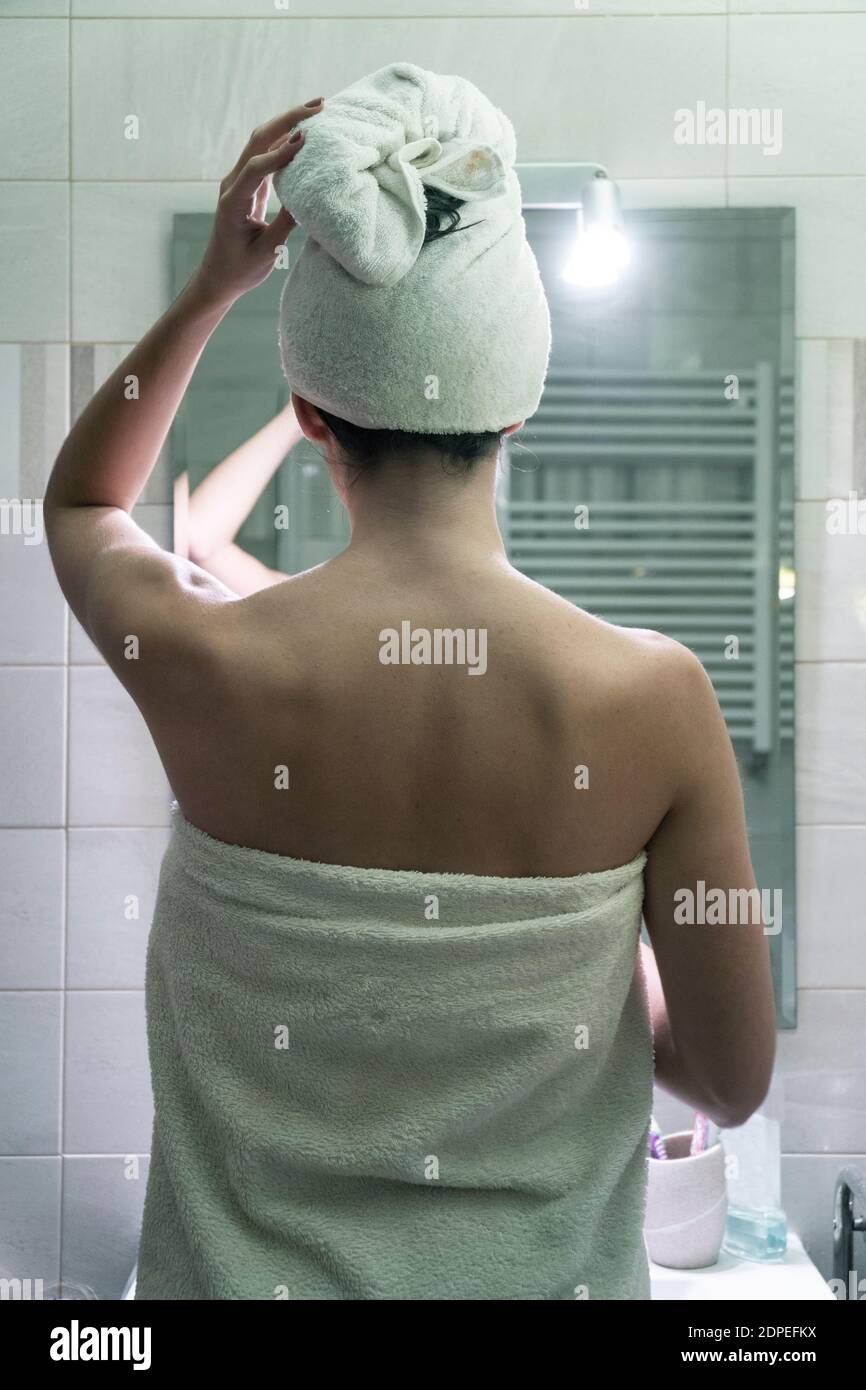 Woman wet body after bath hi-res stock photography and images - Alamy