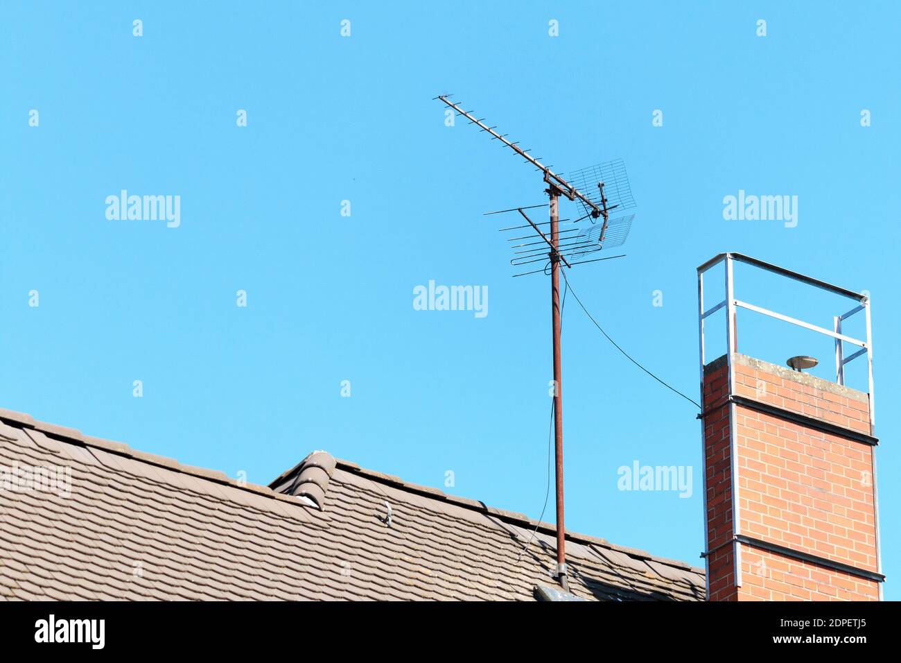 Old Television Antenna High Resolution Stock Photography and Images - Alamy