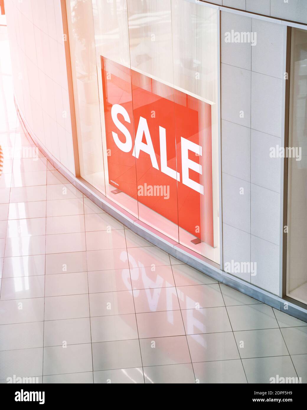 Sale red sign at mall. Discount concept Stock Photo - Alamy