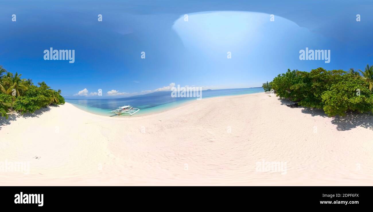 Beautiful beach and tropical island with palm trees. 360 VR ...