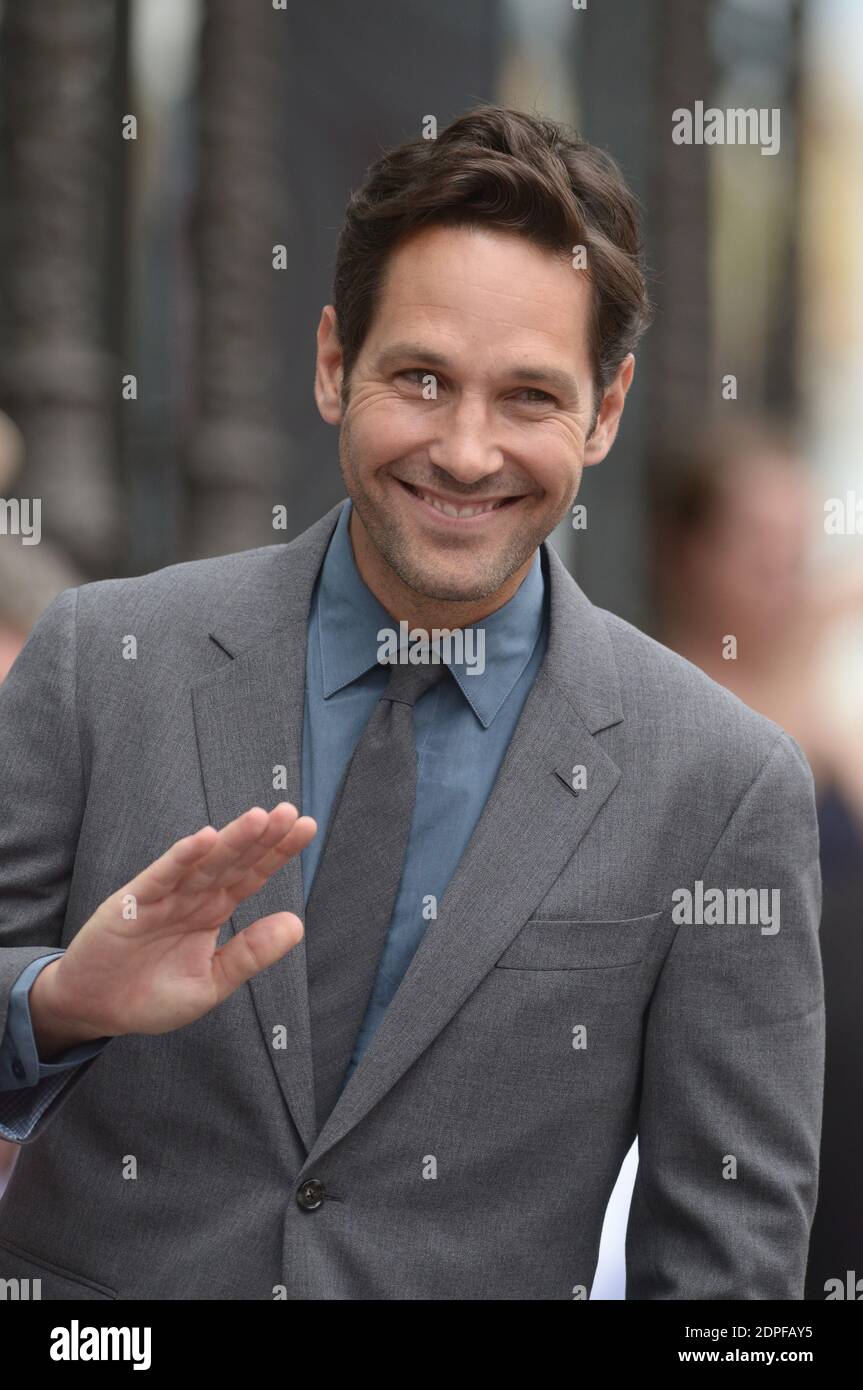 Paul Rudd is honored with the 2,554th star on the Hollywood Walk of ...