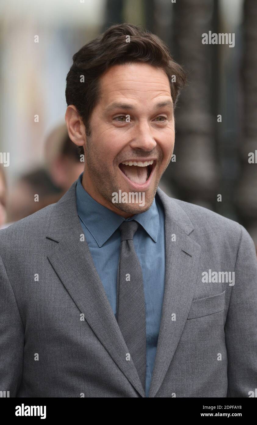 Paul Rudd is honored with the 2,554th star on the Hollywood Walk of ...