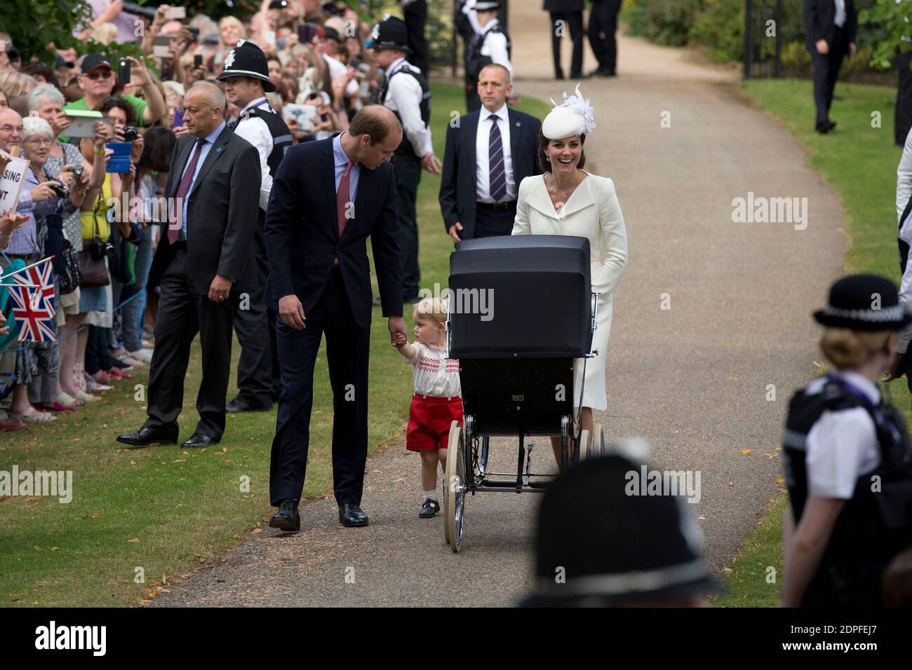 Kate royal pram hi-res stock photography and images - Alamy