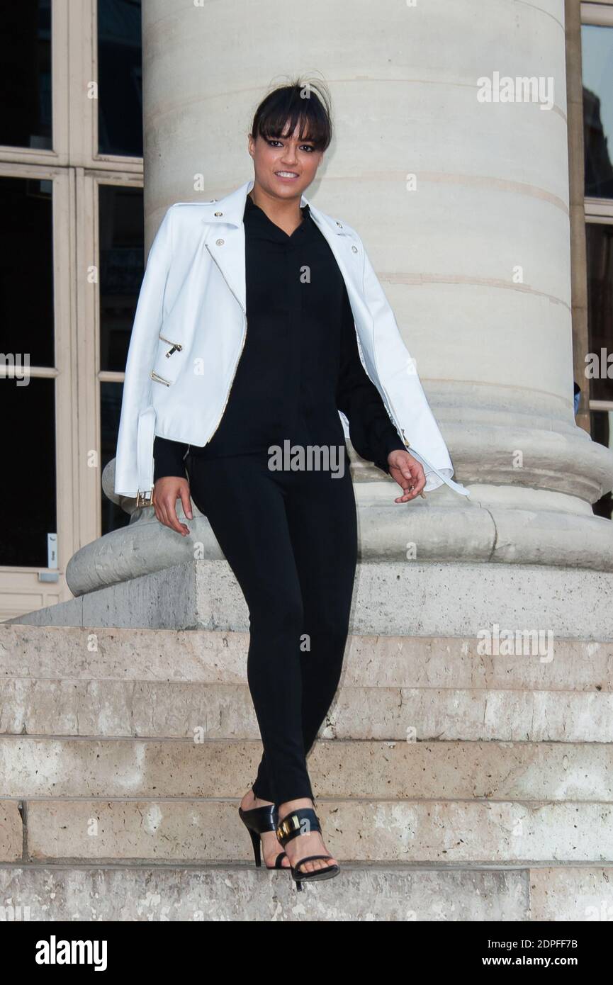 Michelle Rodriguez attending Versace's Fall-Winter 2015/2016 Haute ...