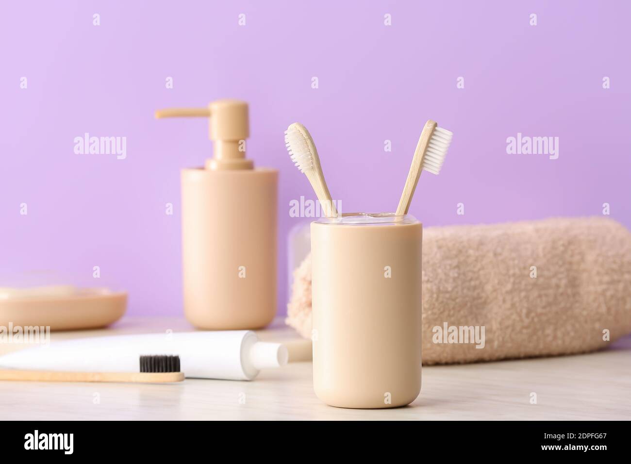 Purple toothpaste hi-res stock photography and images - Alamy