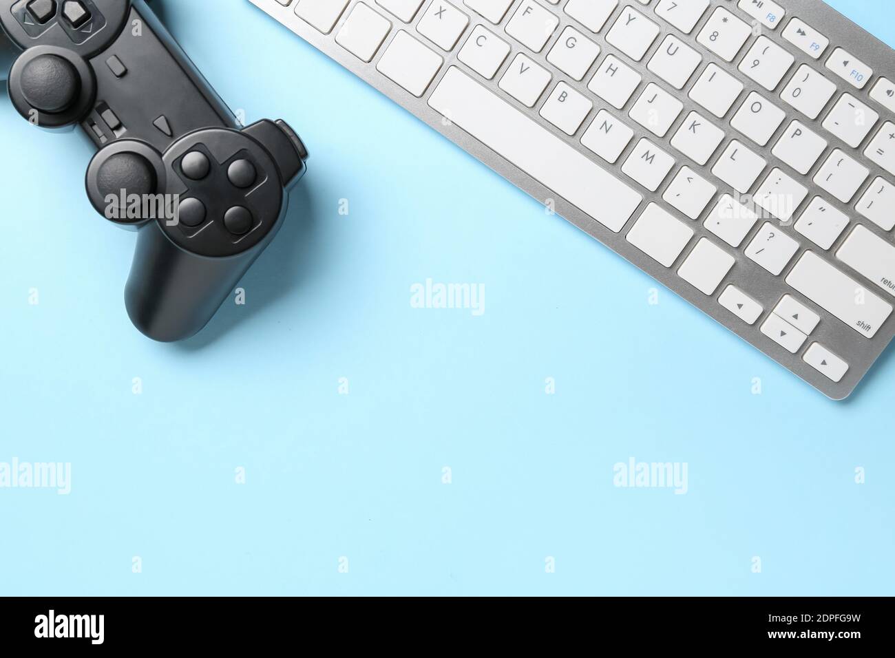 Gamepad on keyboard view hi-res stock photography and images - Alamy