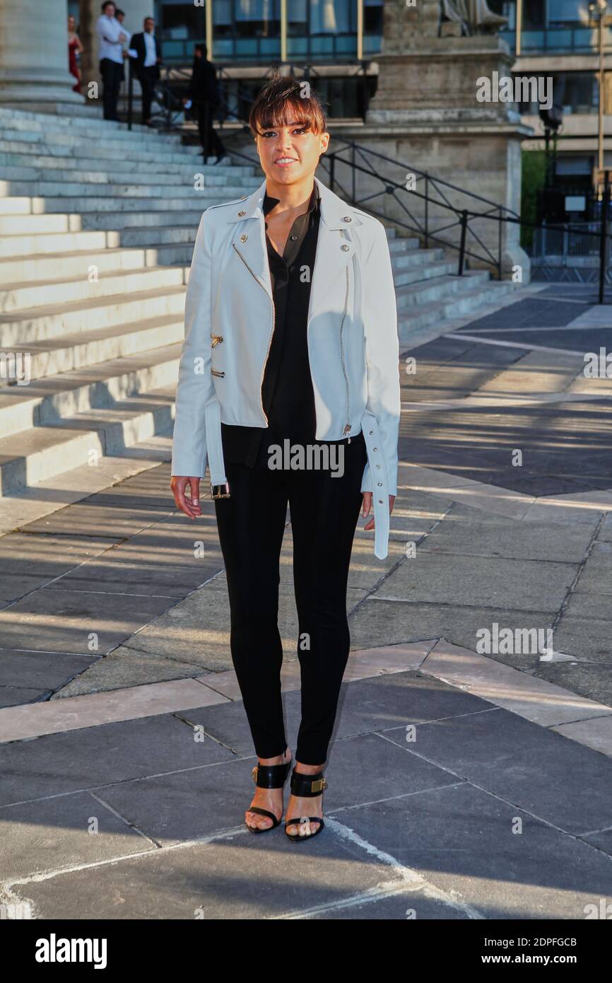 Michelle Rodriguez arrives for Atelier Versace's Fall-Winter 2015/2016 ...