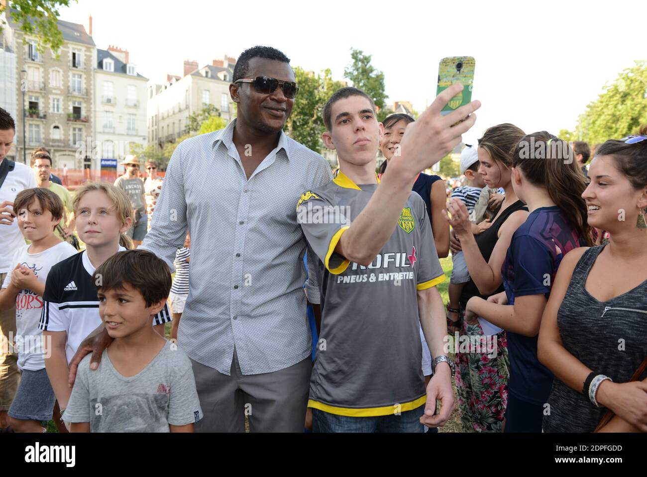 Marcel desailly nantes hi-res stock photography and images - Alamy