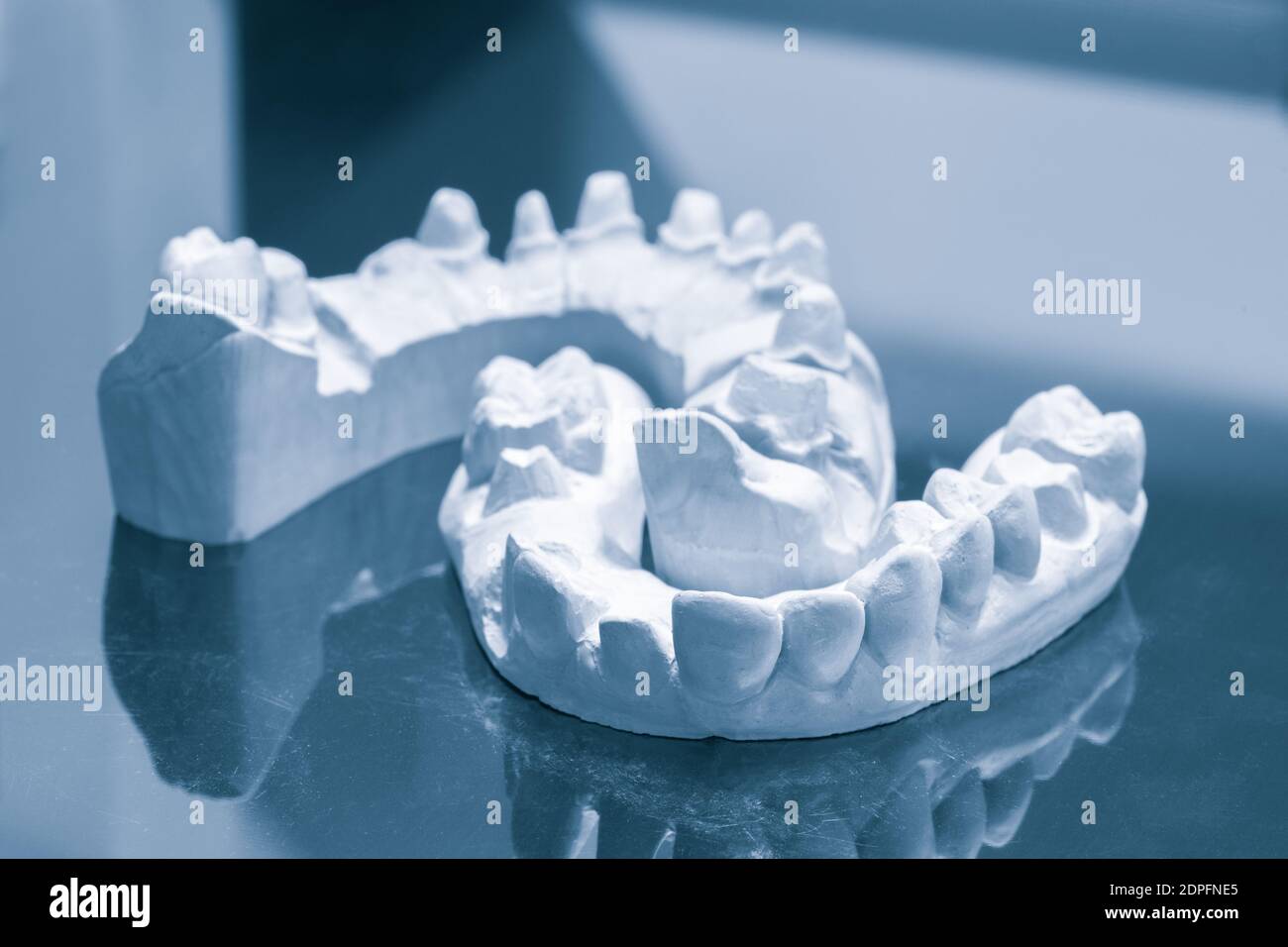tooth dentures in laboratory Stock Photo - Alamy