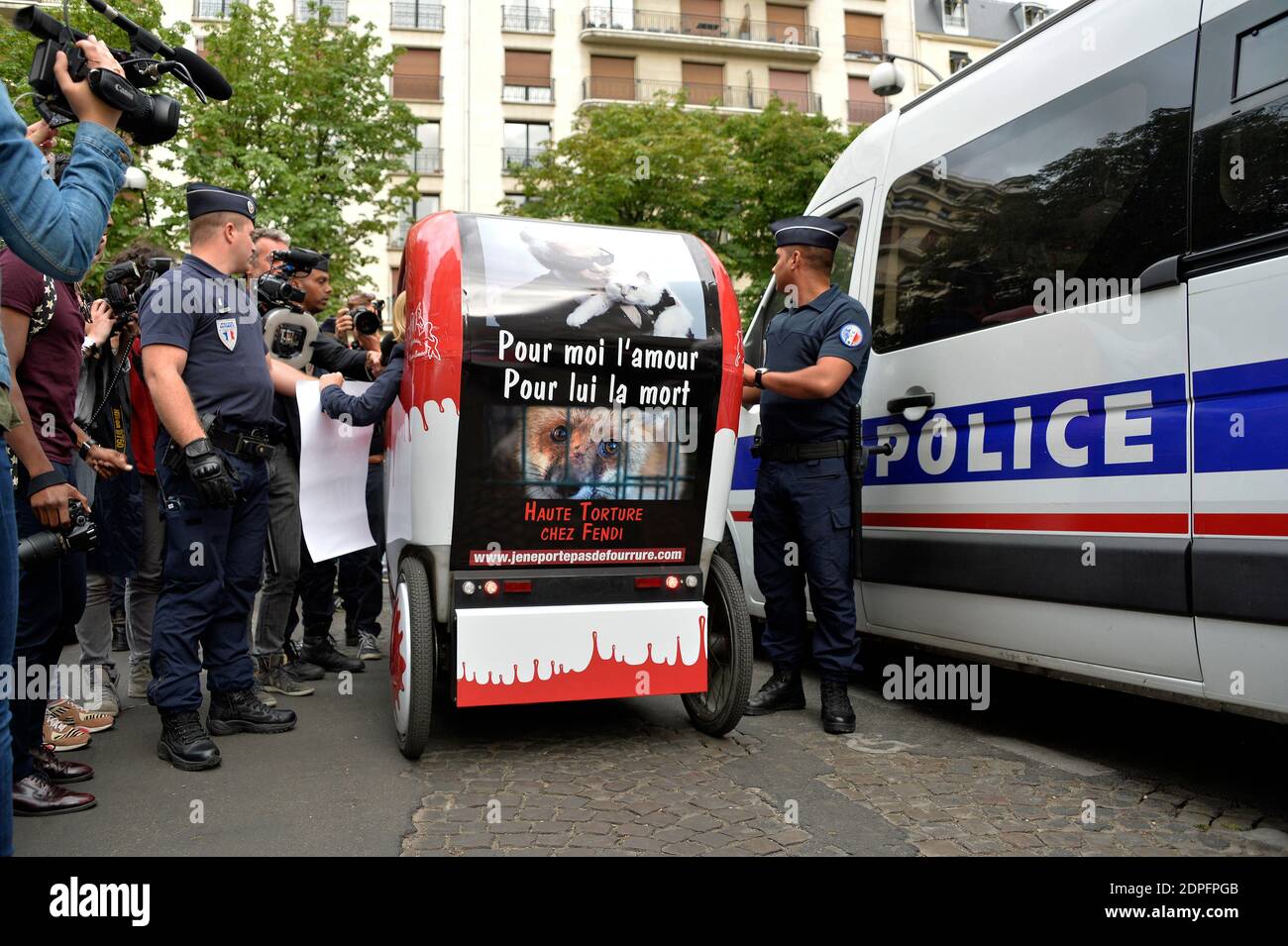 Brigitte bardot foundation hi-res stock photography and images - Alamy