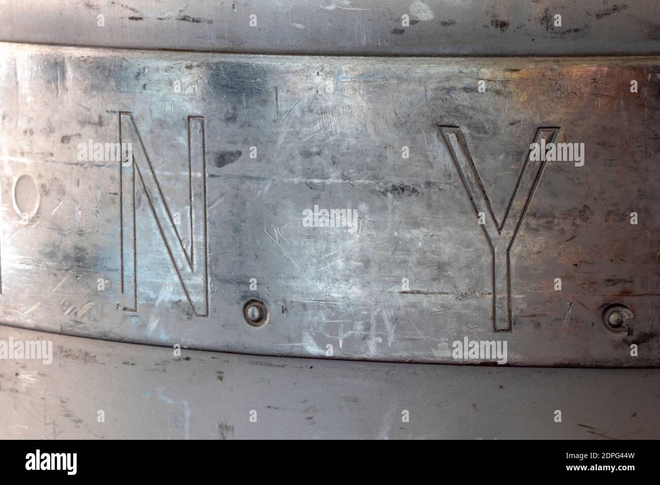 Pressed metal texture hi-res stock photography and images - Alamy