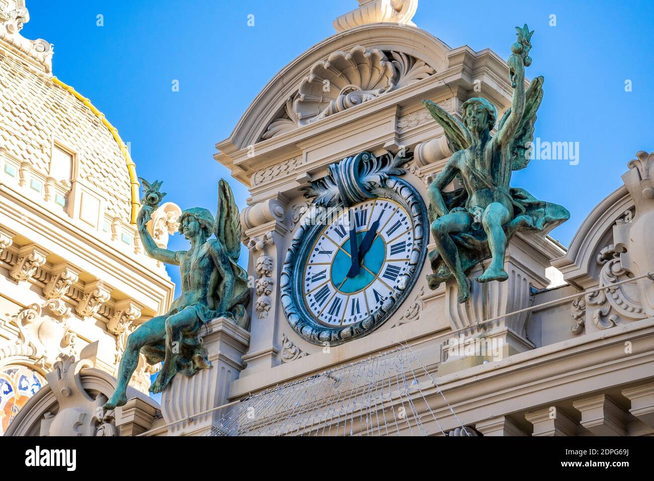 Monte-Carlo, Monaco 29.11.2020 Clock With Bronze Sculptures Of Angels ...