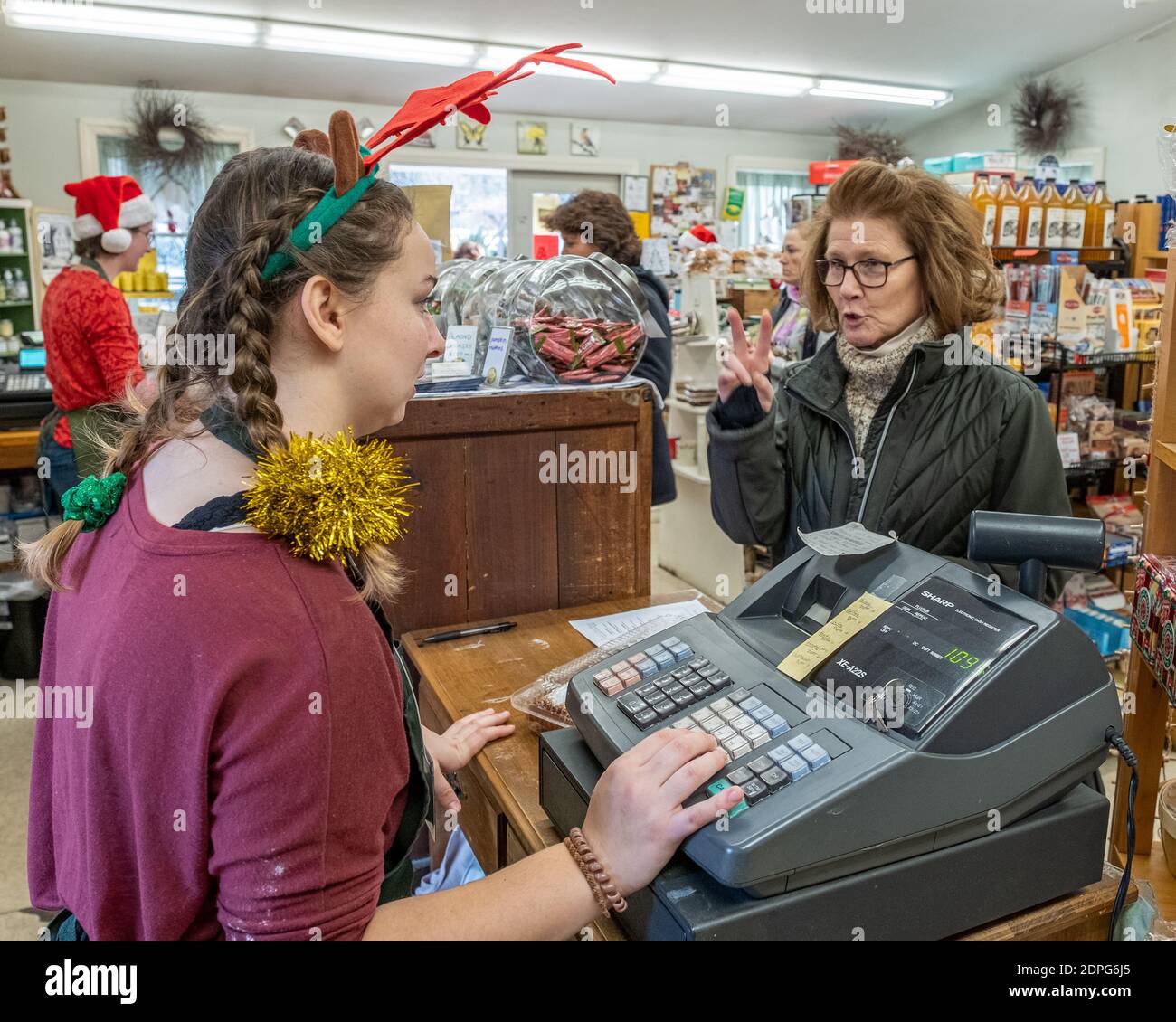 Business people question woman hi-res stock photography and images - Alamy