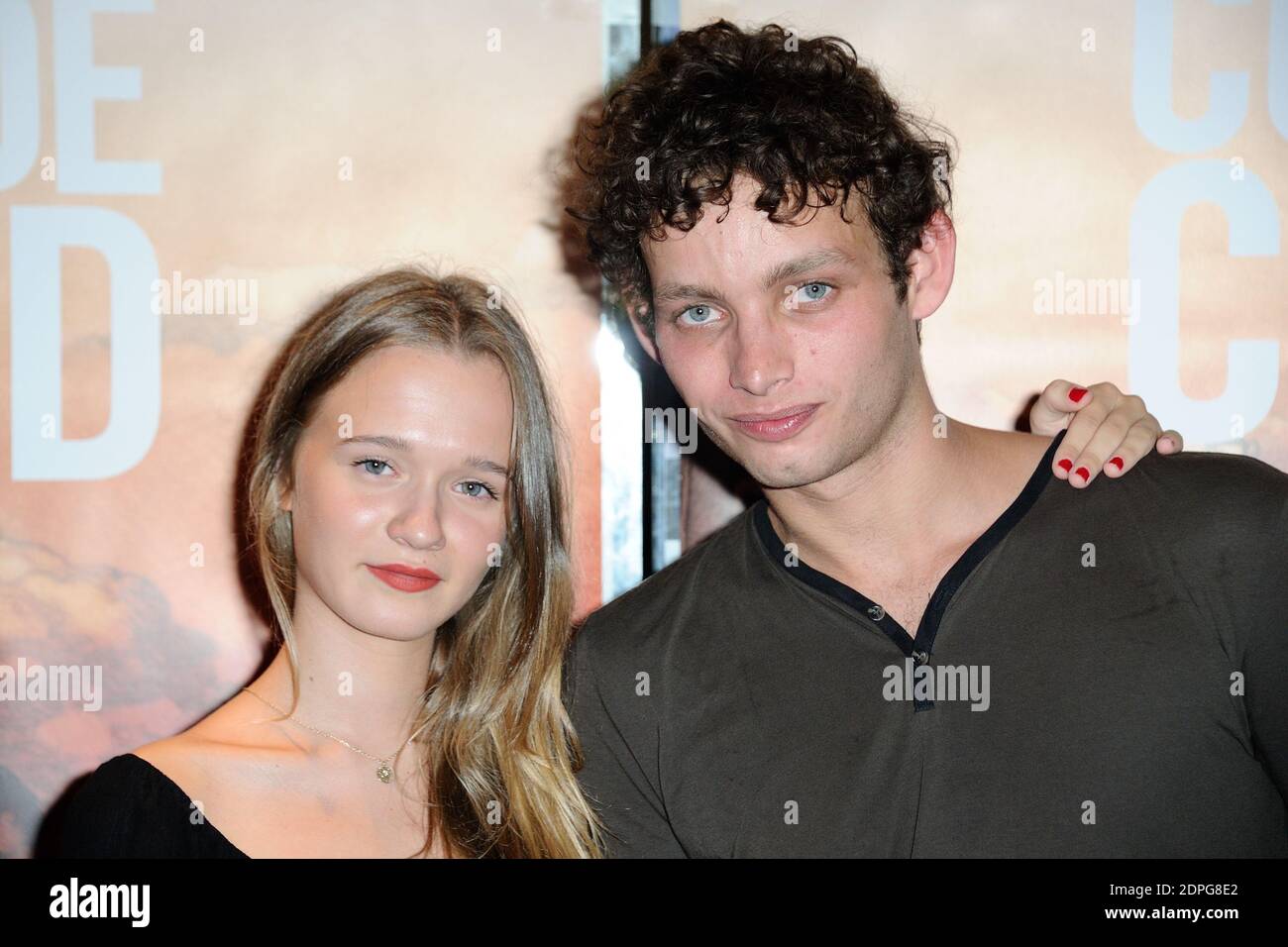 Manon Valentin et Theo Cholbi assistent a la premiere de Coup de Chaud a l’UGC Cine Cite les ...