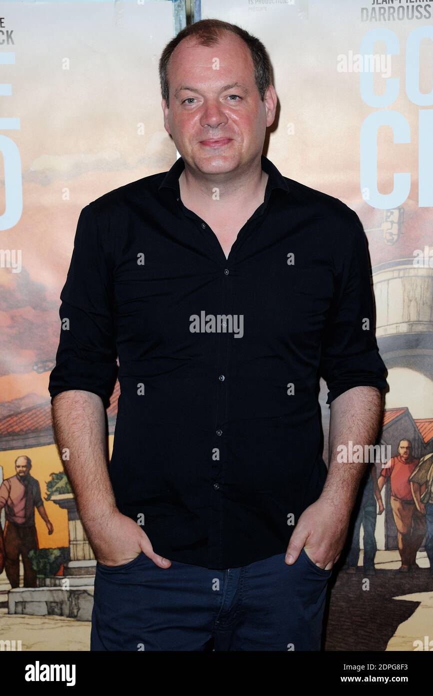 Raphael Jacoulot (realisateur) assiste a la premiere de Coup de Chaud a ...