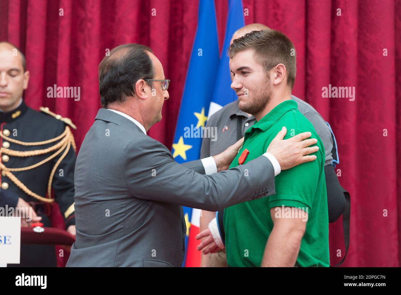 Alek skarlatos to paris hi-res stock photography and images - Alamy