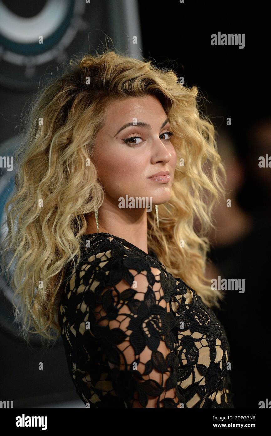 Tori Kelly attends the 2015 MTV Video Music Awards at Microsoft Theater ...