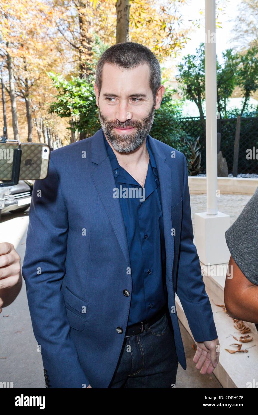 Jalil Lespert arrive au Studio Gabriel pour l'enregistrement de l'émission 'Vivement Dimanche ...