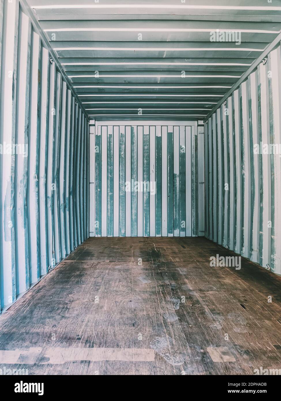 Corrugated container hi-res stock photography and images - Alamy