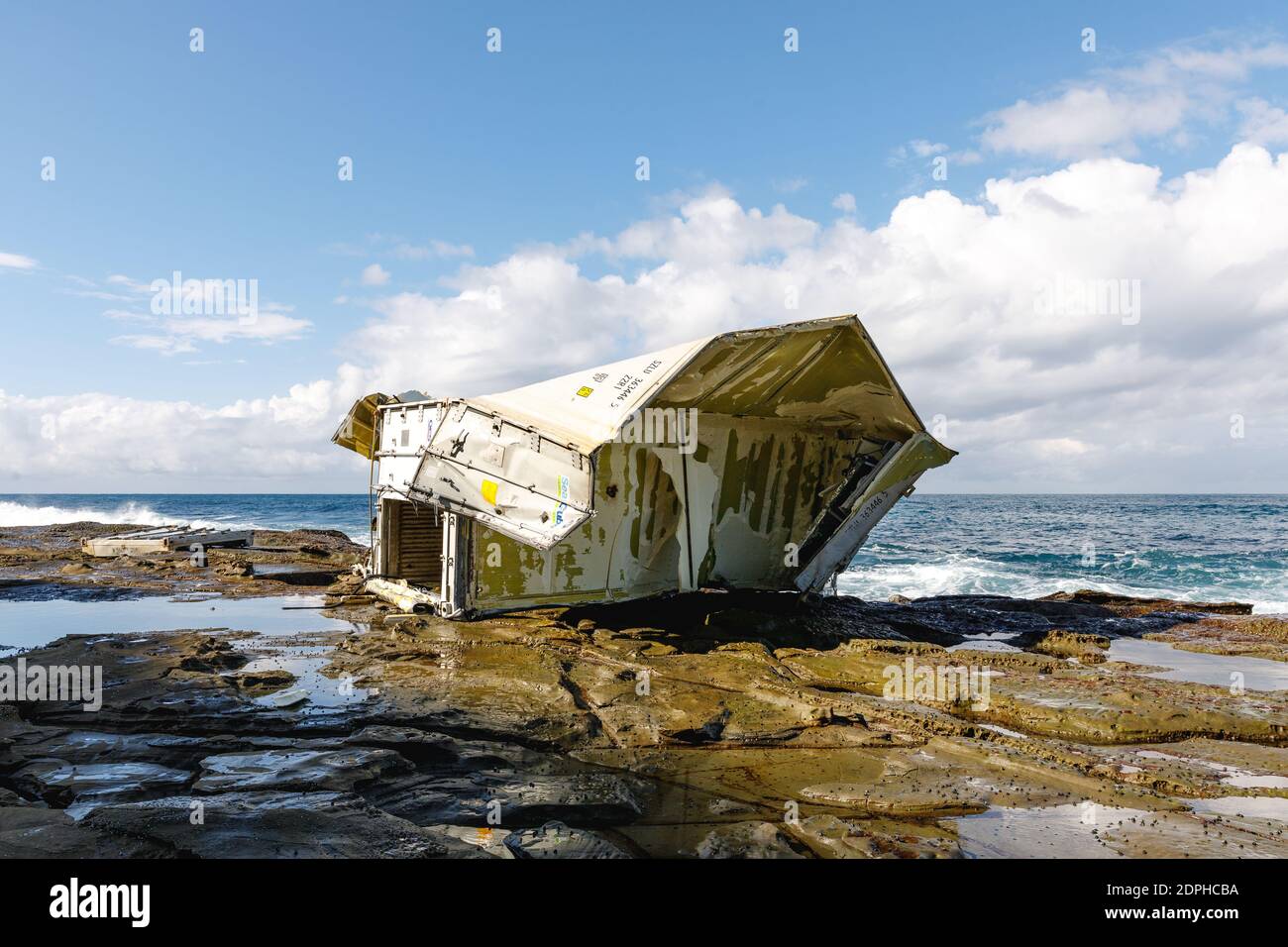 Shipping container hut hi-res stock photography and images - Alamy