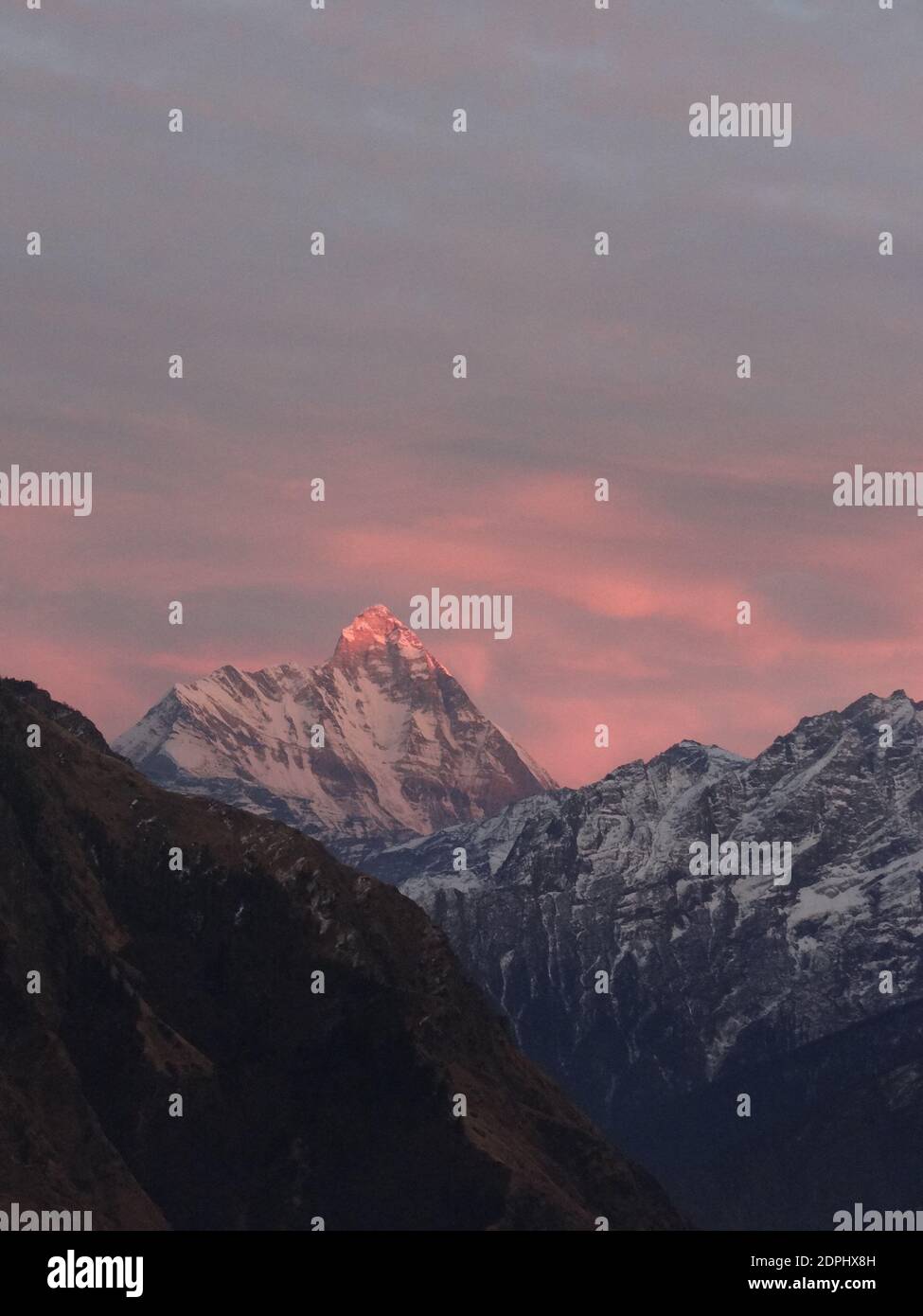 Nanda Devi Peak High Resolution Stock Photography and Images - Alamy