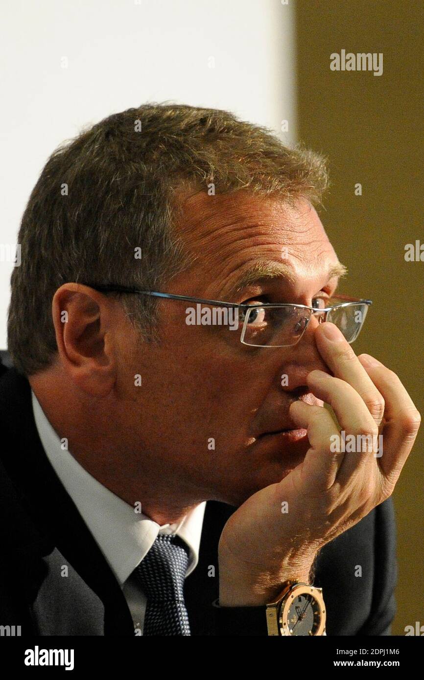 Jerome valcke 2007 hi-res stock photography and images - Alamy