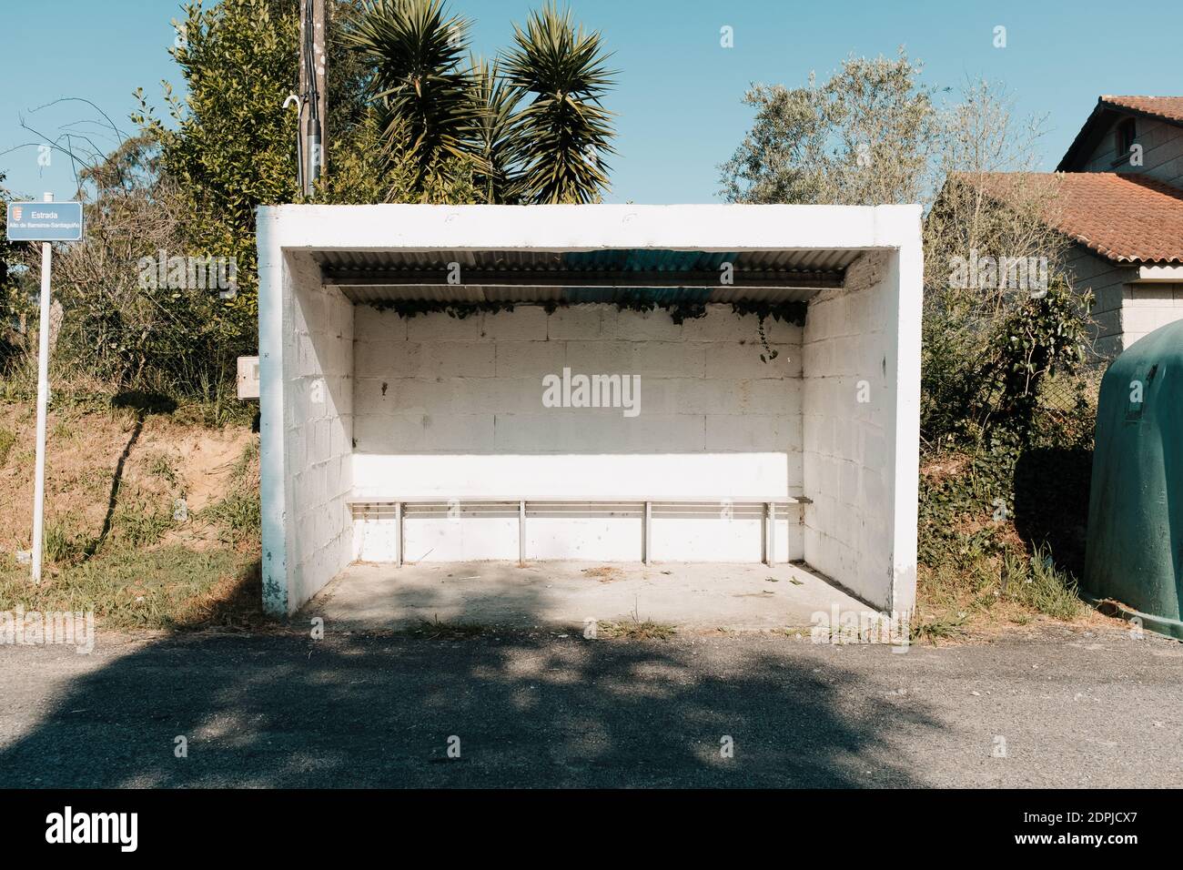 Old Bus Stop High Resolution Stock Photography and Images - Alamy