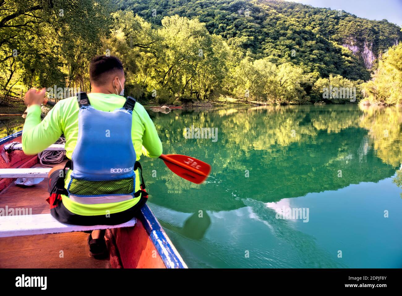 Paddling to Tamul waterfall, Tampaon River, San Luis Potosi, Mexico ...