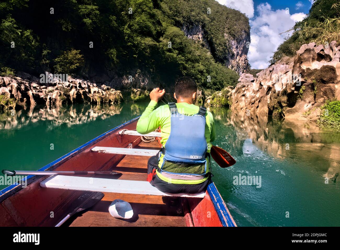Paddling to Tamul waterfall, Tampaon River, San Luis Potosi, Mexico ...