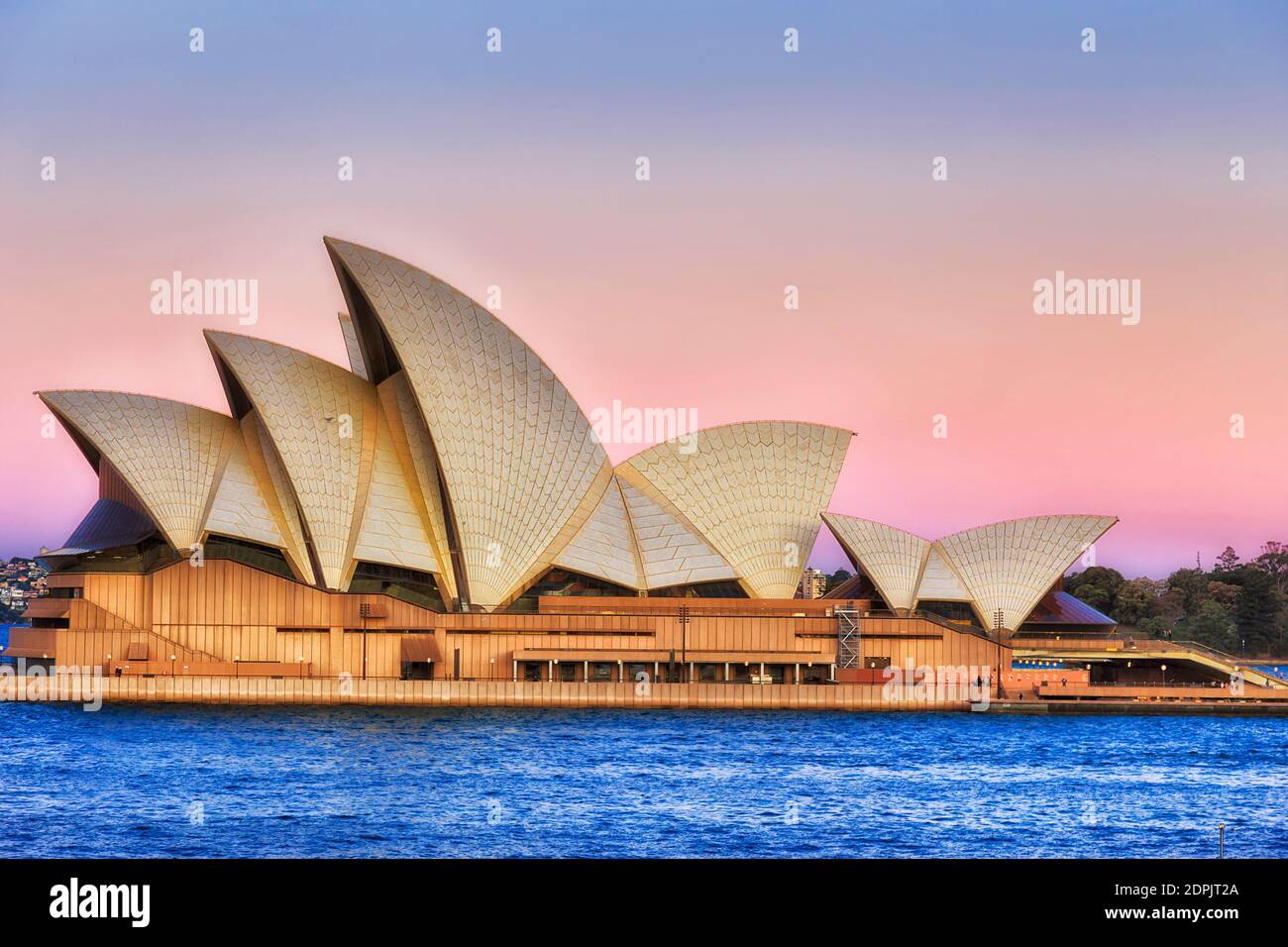 Sydney opera house sunset hi-res stock photography and images - Alamy