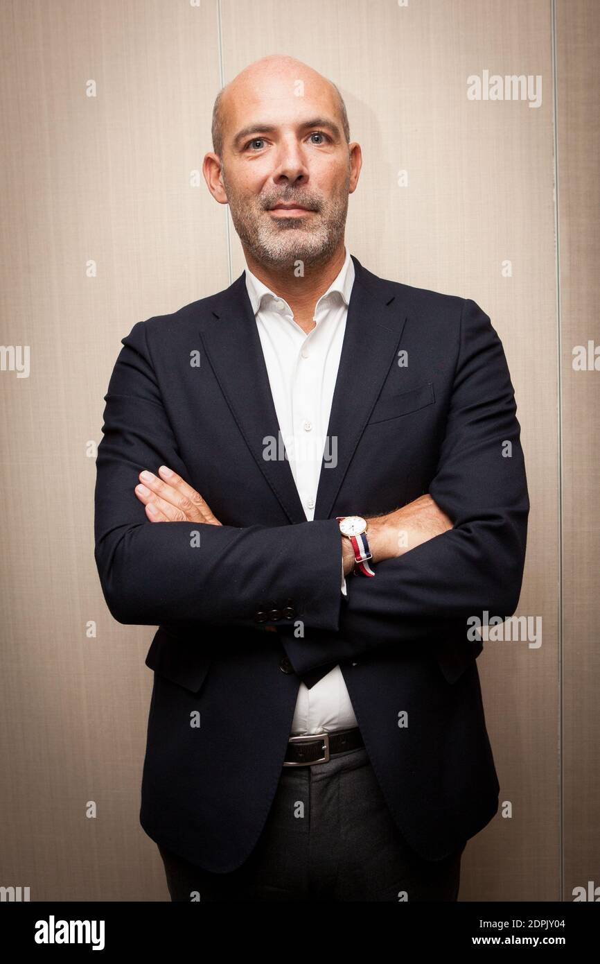 Institutionnelles hi-res stock photography and images - Alamy