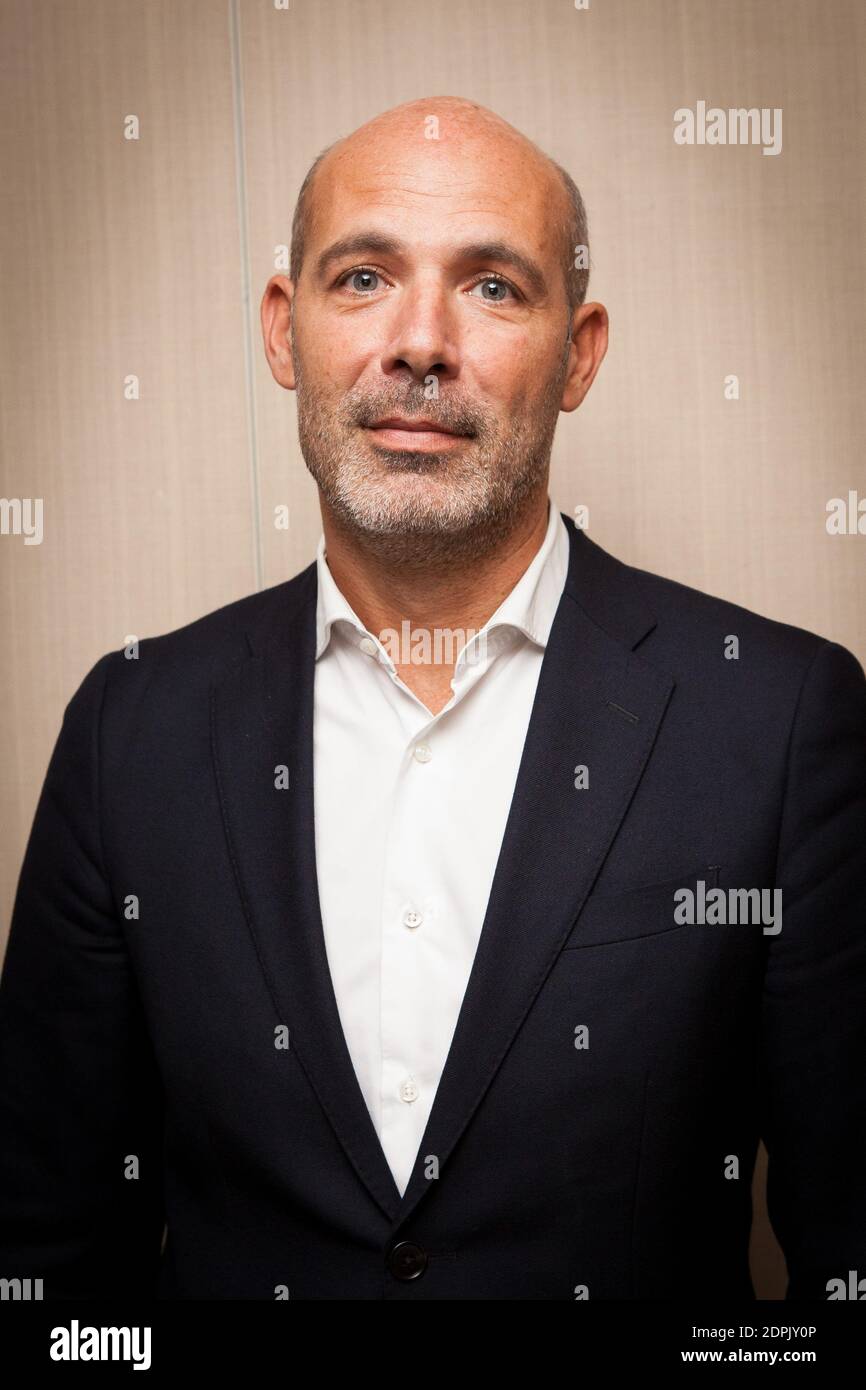 Institutionnelles hi-res stock photography and images - Alamy