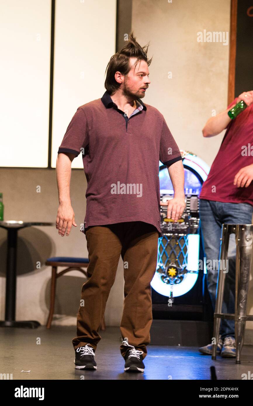 CLEMENT NASLIN - - FILAGE DE LA PIECE 'LADIES NIGHT' THE FULL MONTY EN ...