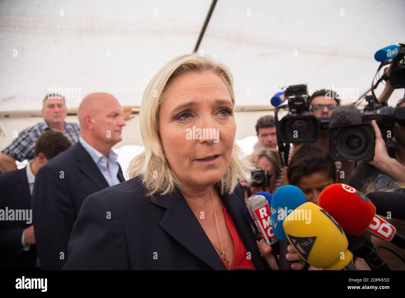 MARINE LE PEN 'PRESIDENTE DU FRONT NATIONAL' - DISCOURS DE RENTREE DU ...