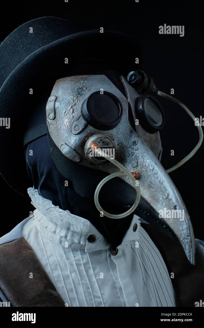 Scary doctor hi-res stock photography and images - Alamy