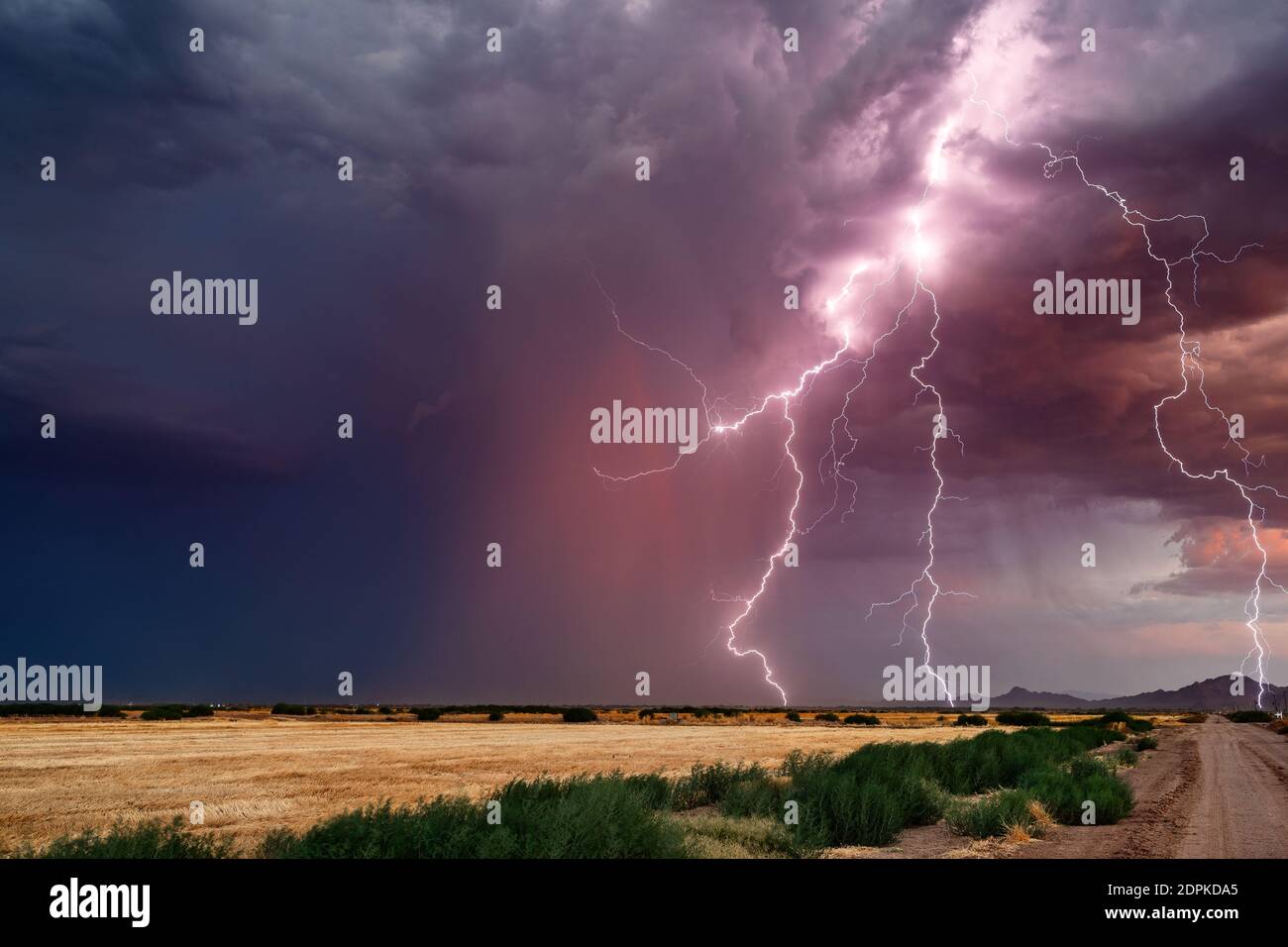 Tucson sunset lightning hi-res stock photography and images - Alamy