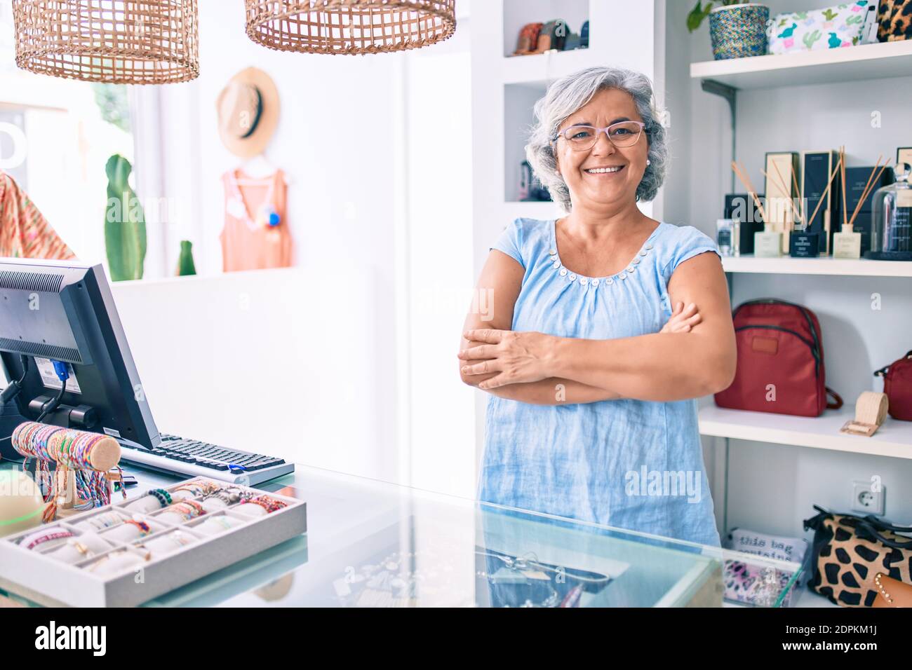 Mature woman shop till clothes hi-res stock photography and images - Alamy