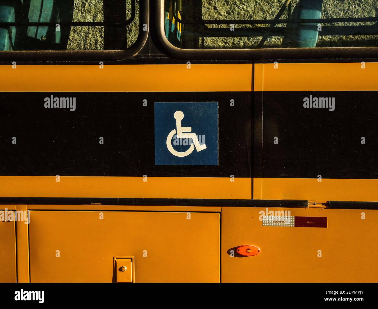 Bus Disabled Sign High Resolution Stock Photography and Images - Alamy