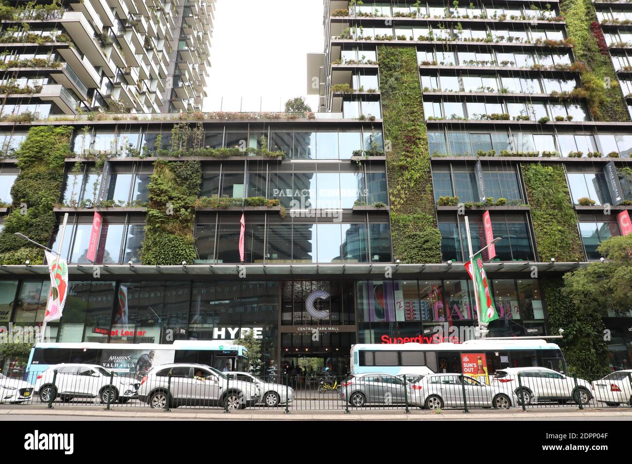 Central Park Mall on Broadway, Chippendale, Sydney Stock Photo - Alamy
