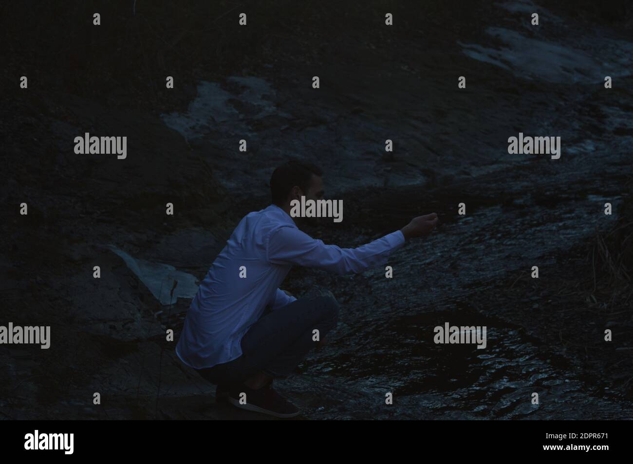 Crouching man rock formation hi-res stock photography and images - Alamy