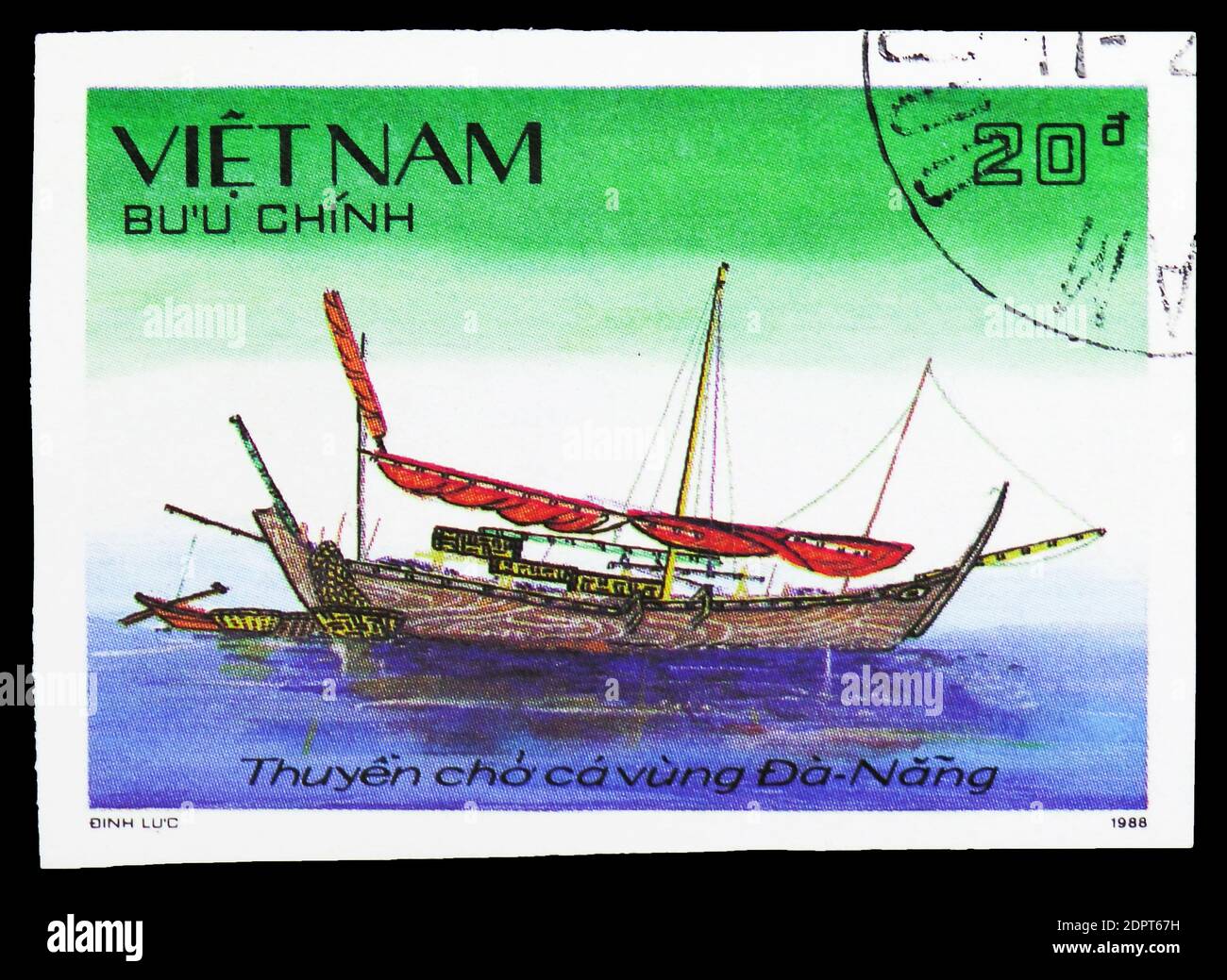 MOSCOW, RUSSIA - OCTOBER 6, 2018: A stamp printed in Vietnam shows Junk ...